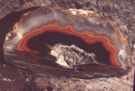 Kentucky Agate Gallery, Kentucky Geological Survey, University of Kentucky